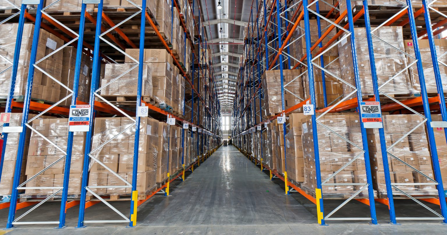 Layout de armazém: entenda sua importância e impactos na sua logística